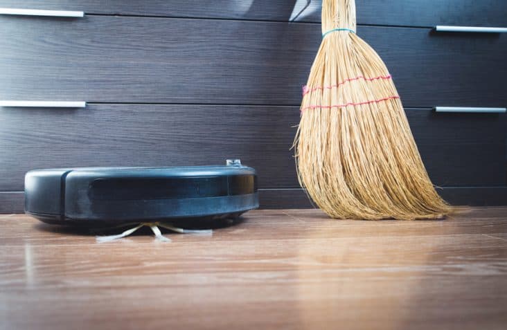 How Do Robot Vacuums Clean Corners | ApplianceTeacher