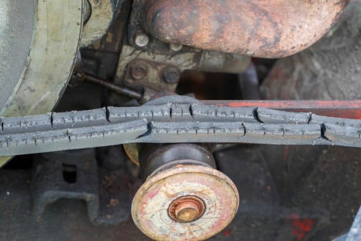 4 Reasons for an AC Compressor Belt Malfunctioning | ApplianceTeacher