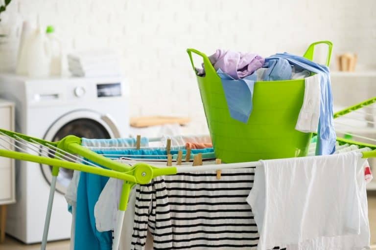 10 Easy Steps To Prevent Color Bleeding in Laundry | ApplianceTeacher