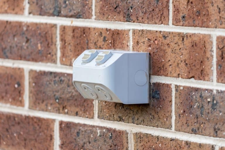 10 Ways To Protect Outdoor Outlets From Rain | ApplianceTeacher