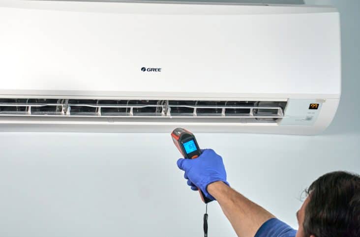 How To Reset Gree Air Conditioner | ApplianceTeacher