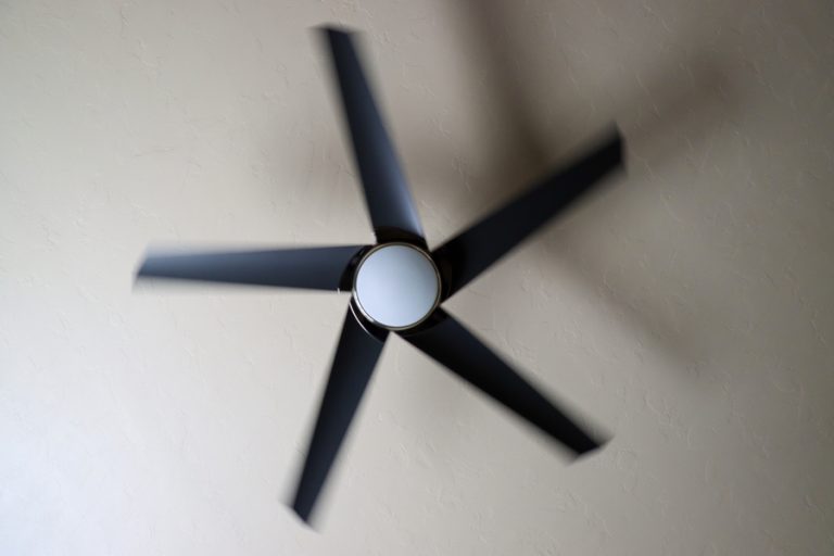 Ceiling Fan Isn’t Blowing Air? Top 5 Causes + How To Fix | ApplianceTeacher
