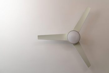 How To Reverse a Hampton Bay Ceiling Fan | ApplianceTeacher