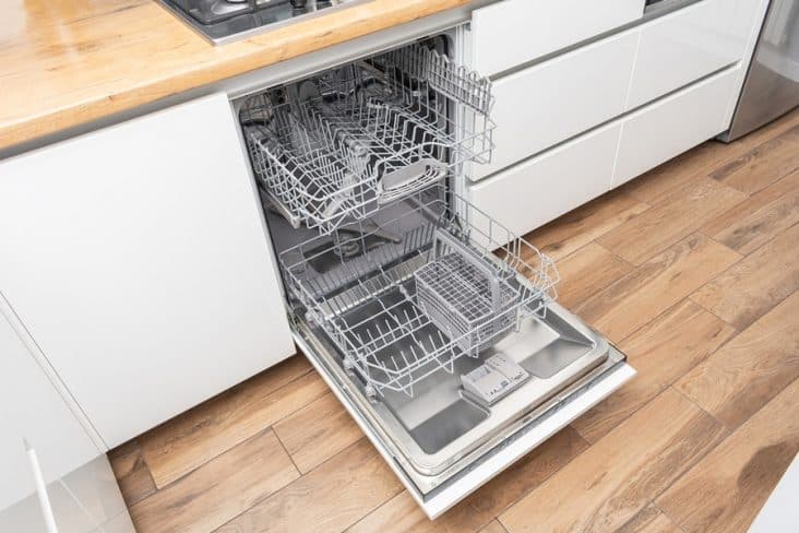 12 Ways To Protect Your Countertop From Dishwasher Steam | ApplianceTeacher