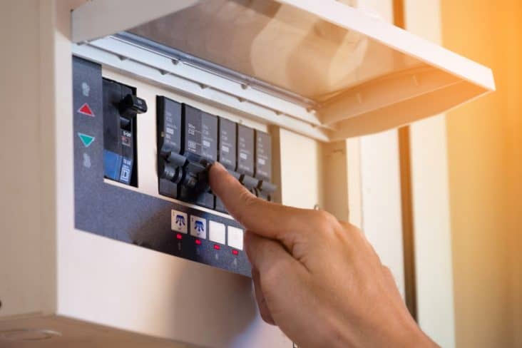 How To Test a Circuit Breaker | ApplianceTeacher