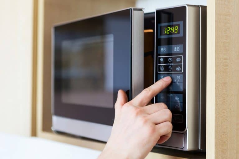 Do Microwaves Shut Down When They Get Too Hot? | ApplianceTeacher